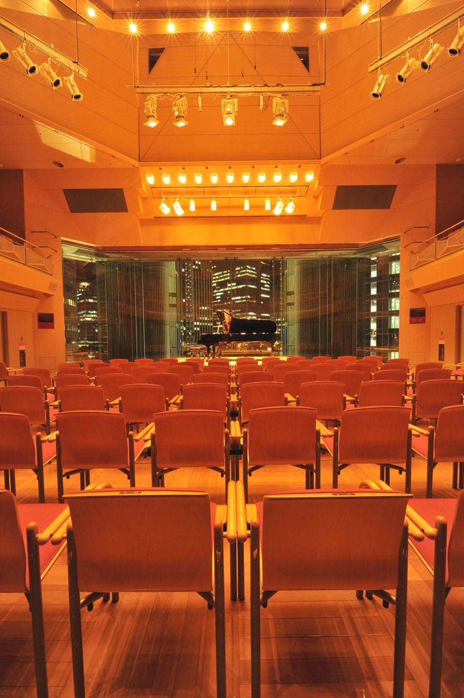 Aioi Nissay Dowa Insurance The Phoenix Hall | Facility Searchs | OSAKA MICE